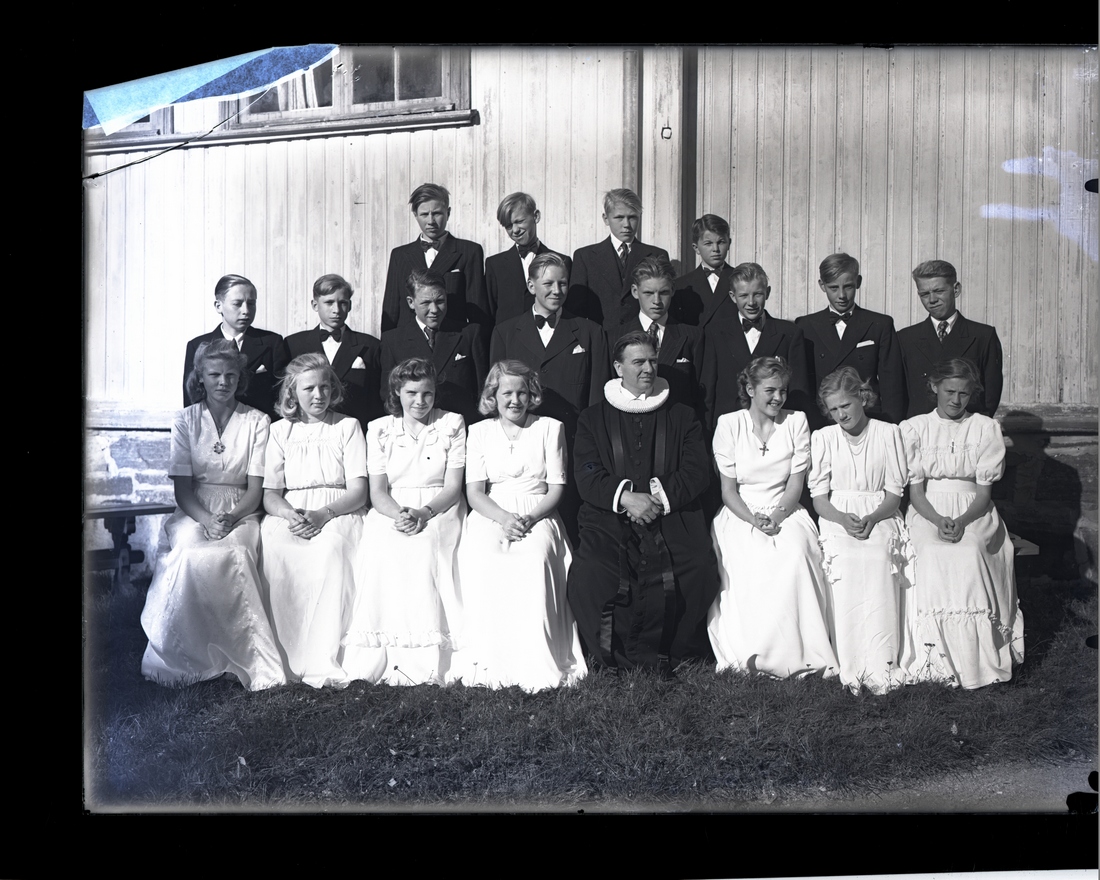 Konfirmantbilde Øymark - Marker kirkelige fellesråd